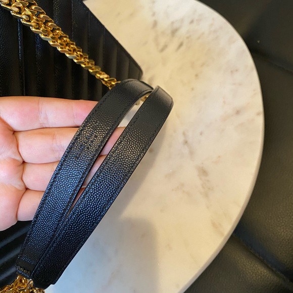 Yves Saint Laurent | Bags | Ysl Large Envelope Chain Bag In Black ...